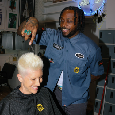 𝔗𝔥𝔢 ℌ𝔬𝔲𝔰𝔢 𝔬𝔣 𝔄𝔯𝔱𝔦𝔰𝔞𝔫 𝔅𝔞𝔯𝔟𝔢𝔯 * 𝔖𝔦𝔫𝔠𝔢 2017